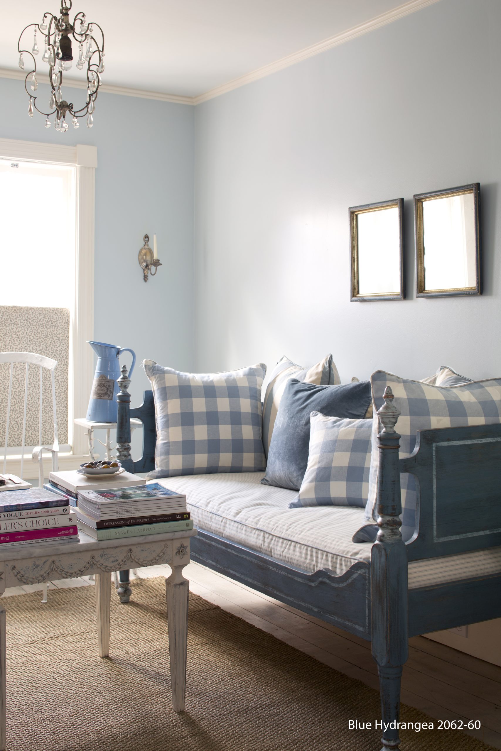 Interior Paint, Exterior Paint, Stains, and More from Benjamin Moore ...